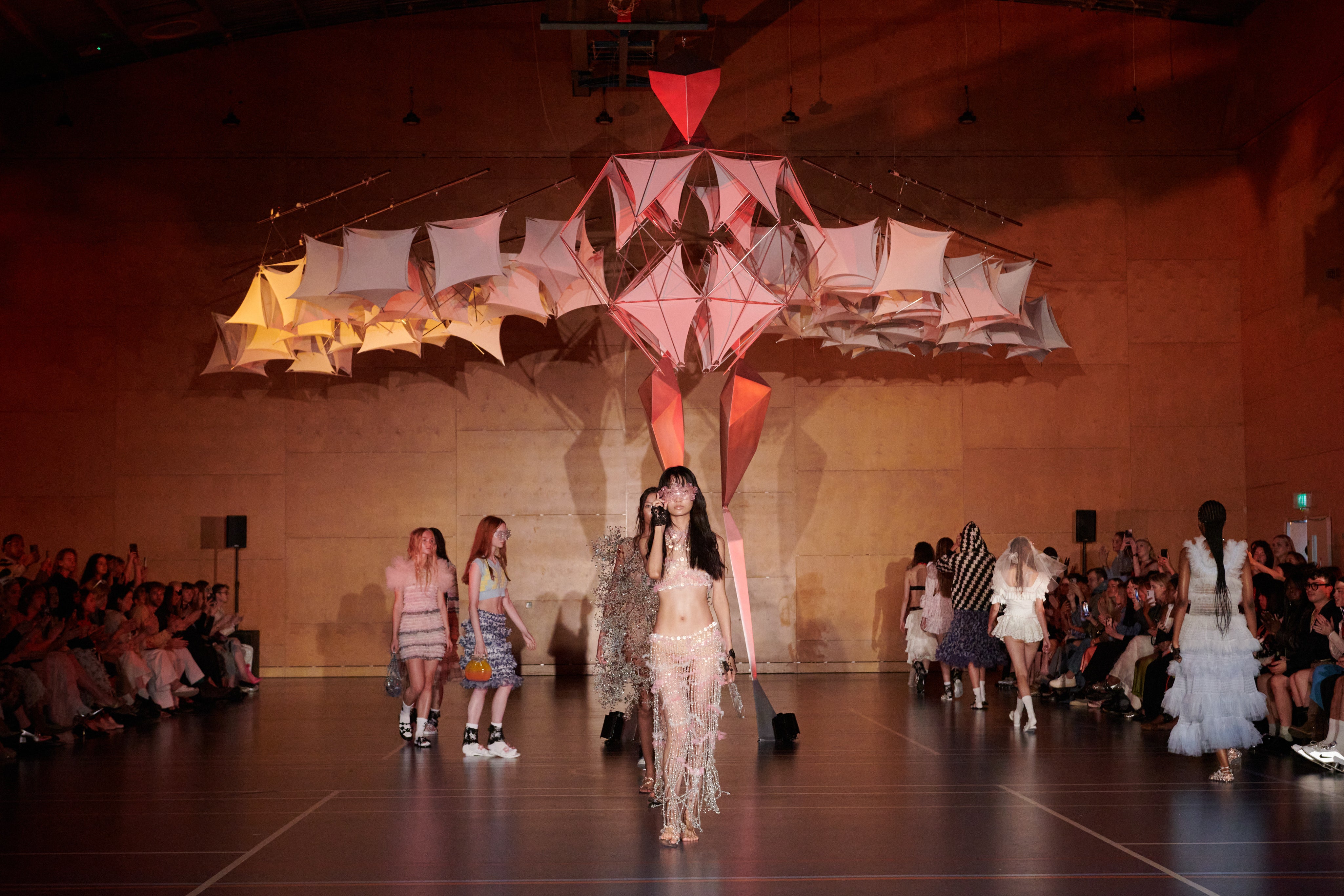 SUSAN FANG SS24 AIR.R LIFE